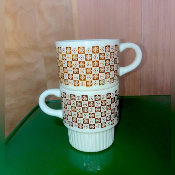 Kitchen | Vintage Mod 196s Stacking Mugs | Poshmark